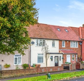 Houses for sale in Reigate | Andrews