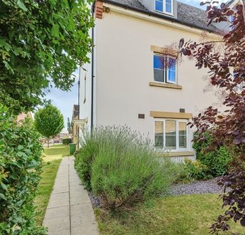 Property for sale in Bishops Cleeve | Andrews