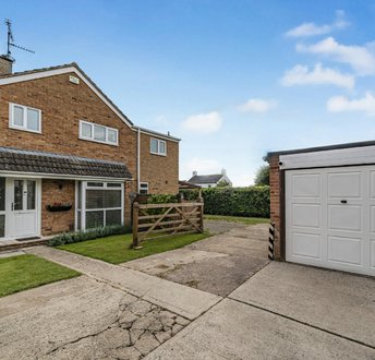 Property for sale in Bishops Cleeve | Andrews